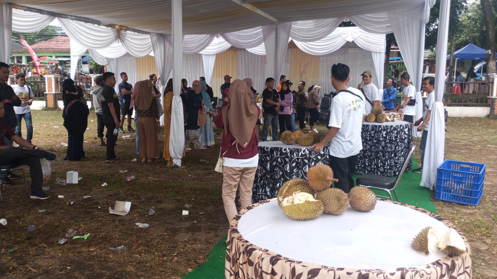 Semarak Festival Durian di Kecamatan Leuwiliang bersama Mobil Panggung ...